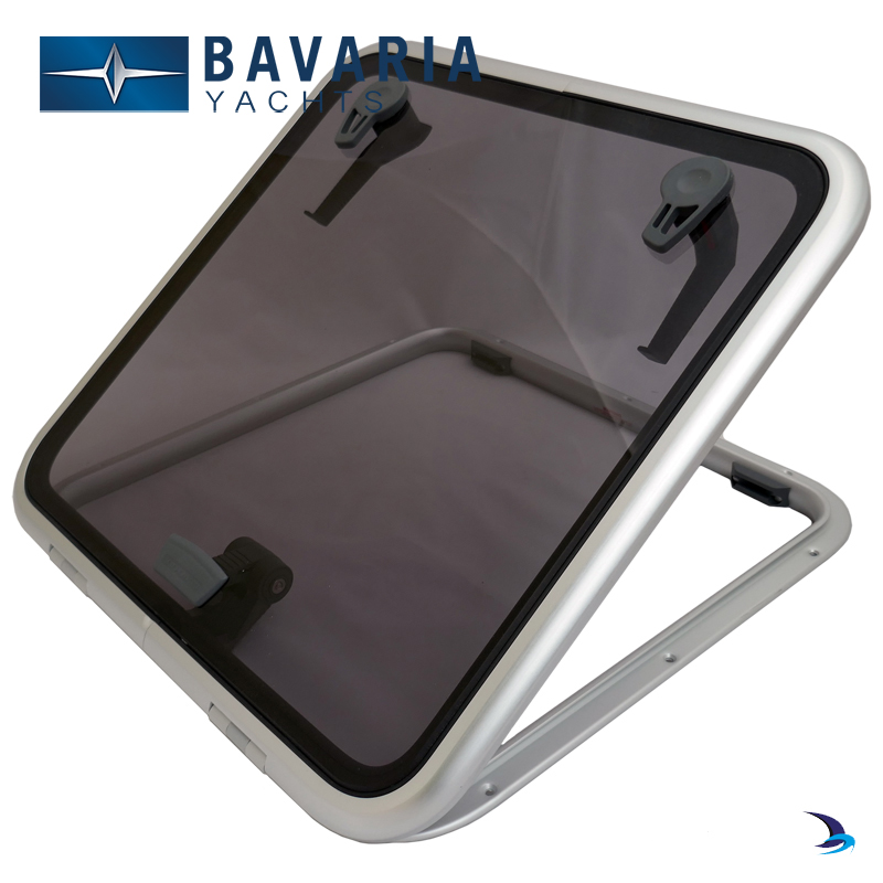 Lewmar - Hatches for Bavaria Yachts