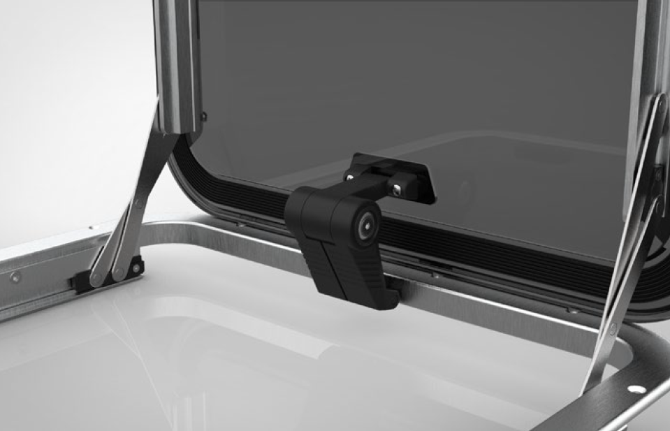 Lewmar - Ultra Low Profile Hatch